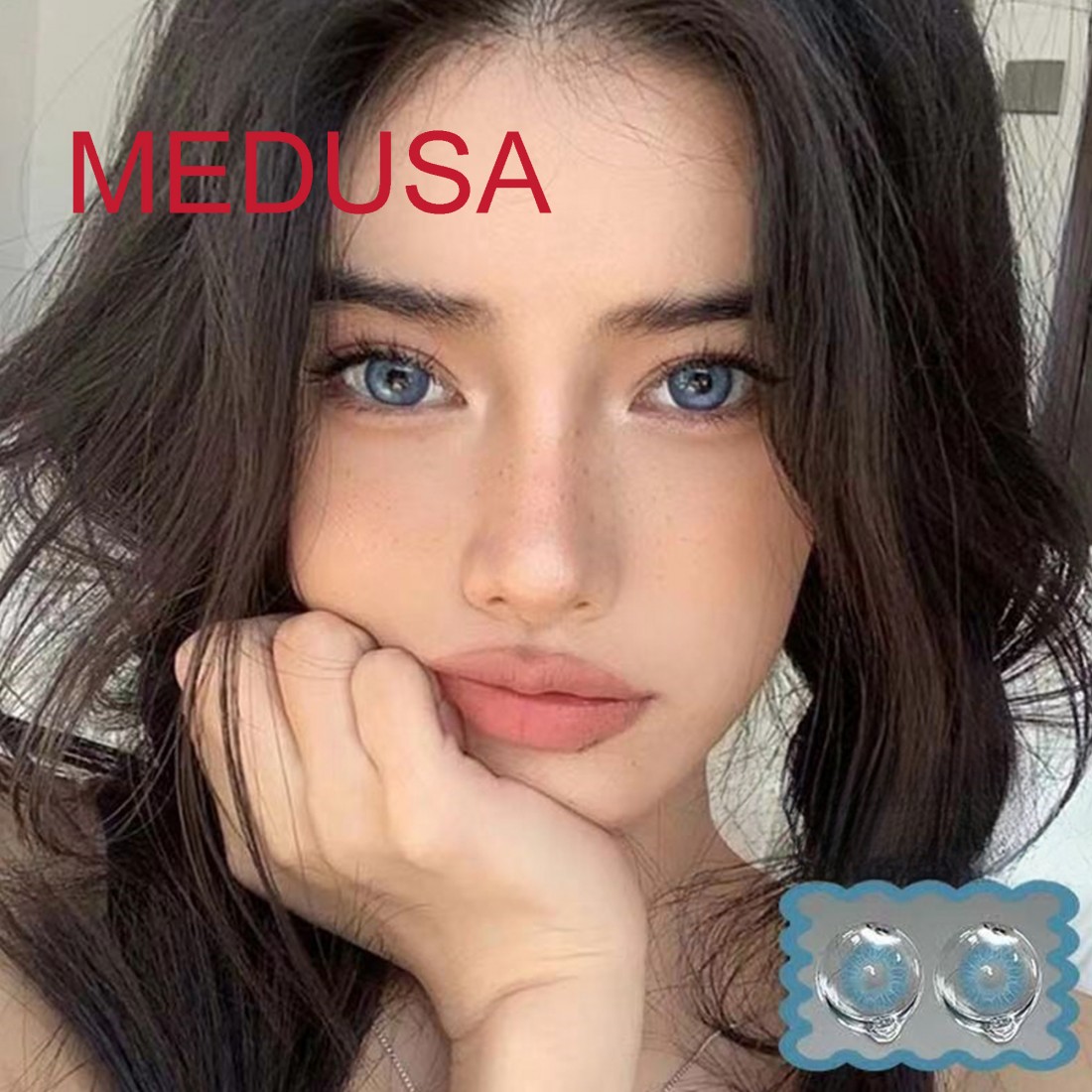 green contact lenses